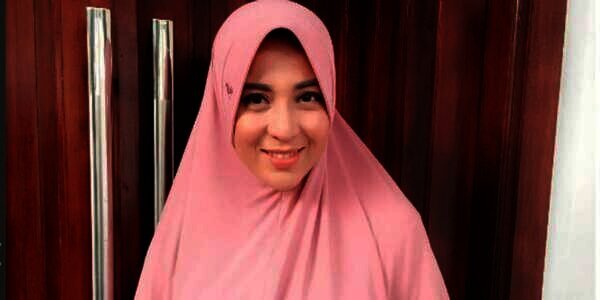 Devi Permatasari, Si Mama Cantik yang Awet Muda | Dream.co.id