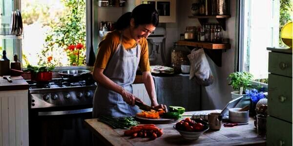 Masak Sendiri di Rumah Menyehatkan Tubuh dan Juga Kantong, Ini Buktinya ...
