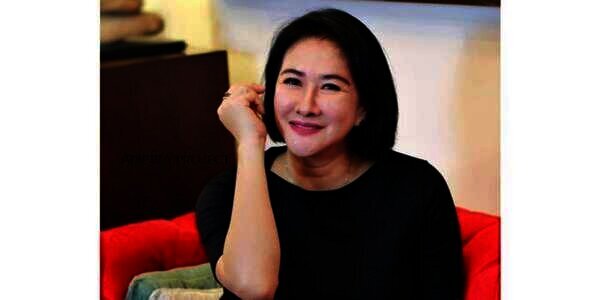 10 Potret Yurike Prastika, Artis Senior `Ratu Pantai Selatan` yang Awet ...
