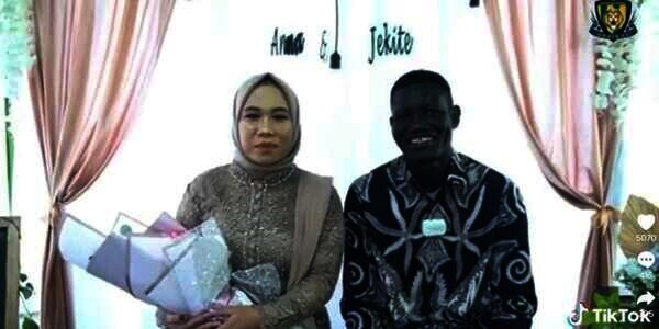 Kisah Gadis Cantik Berjodoh dengan Pria Afrika, Berawal dari Kenalan di Stasiun Tigakarsa ...