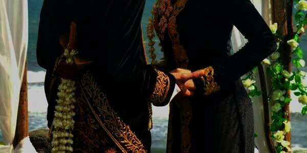 Istri Syok Di Malam Pertama Sadar Suami Sosok Penyelamat Hidupnya 17