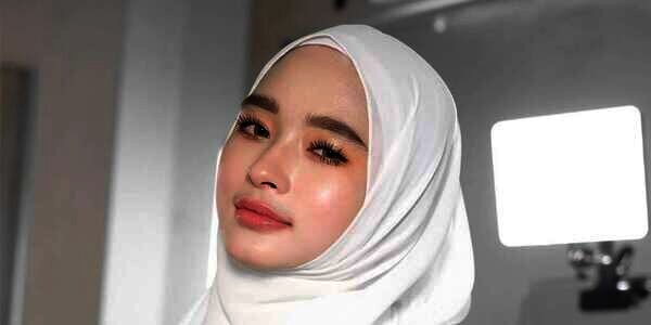 Potret Inara Rusli Pertama Kali Jadi Host, Wajah Teduh dan Percaya Diri ...