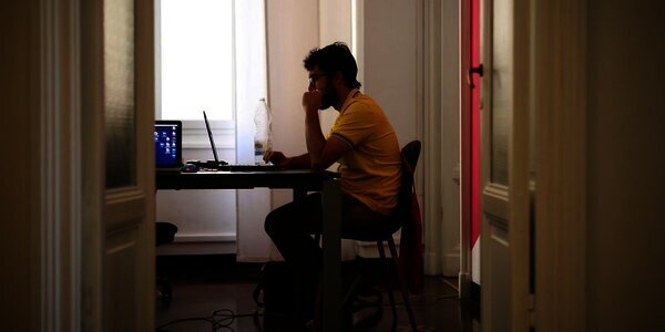 10 Negara dengan Jam Kerja Terlama di Dunia, Indonesia Nomor Berapa ...