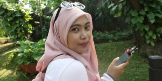 Putri Yuni Lestari: Sempat Diminta Lepas Jilbab Demi Kerjaan | Dream.co.id