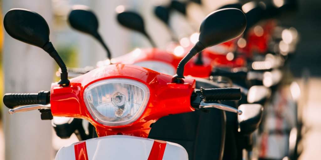 Lampu Hazard di Sepeda Motor, Lebih Baik Pasang atau Tidak? | Dream.co.id
