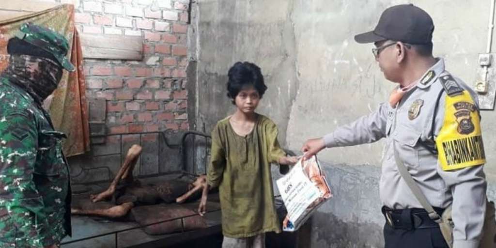 2 Bocah Yatim Kelaparan Badan Kurus Kering di Muara Enim: 'Bawa Nasi ...