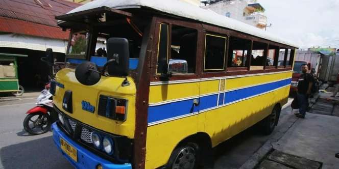 Unik Banget, Bus di Kepulauan Riau Ini Terbuat dari Kayu | Dream.co.id