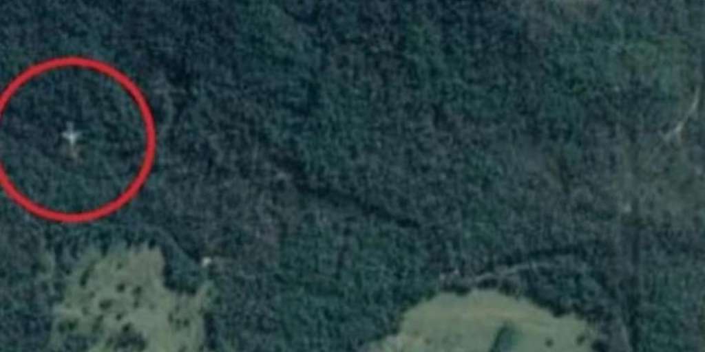 Terungkap, Misteri Penampakan Pesawat 'Hantu' Jatuh di Tengah Hutan ...