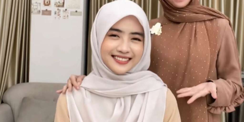 Tutorial Hijab Segiempat Simpel untuk Tampil Cantik dan Syar'i | Dream ...