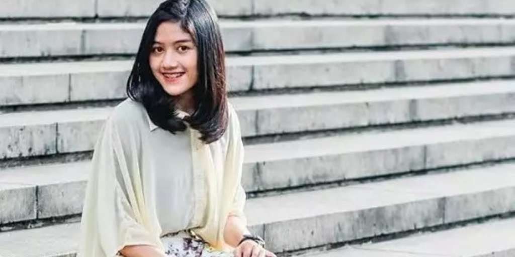 Potret Dulu hingga Sekarang Erina Gudono, Calon Mantu Presiden Jokowi - Photo 1 | Dream.co.id