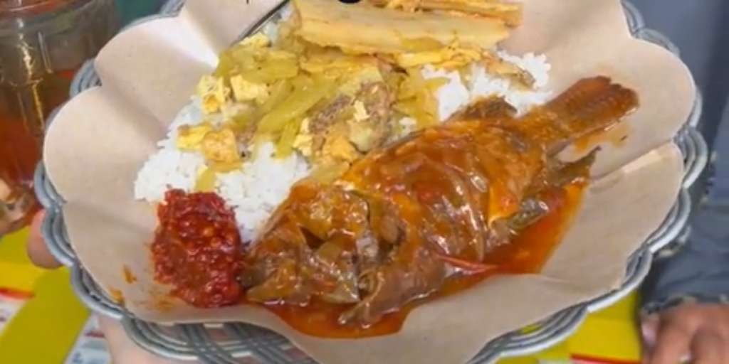 Pernah Hidup Susah dan Kelaparan, Pemilik Warung Makan Jual Seporsi Nasi Lengkap Lauk Pauk Rp5 ...