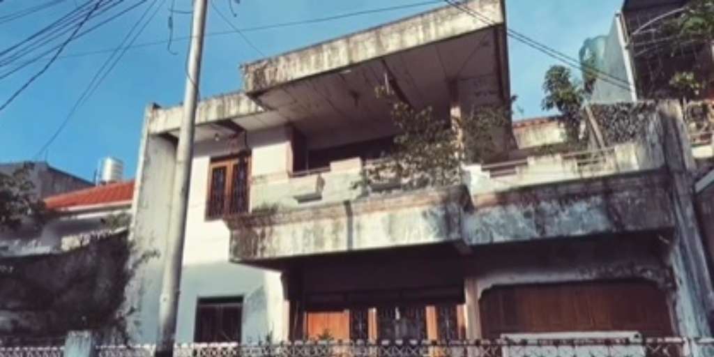 Potret Rumah Mewah Terbengkalai Ibu Mira ODGJ yang Viral, Mantan Model ...