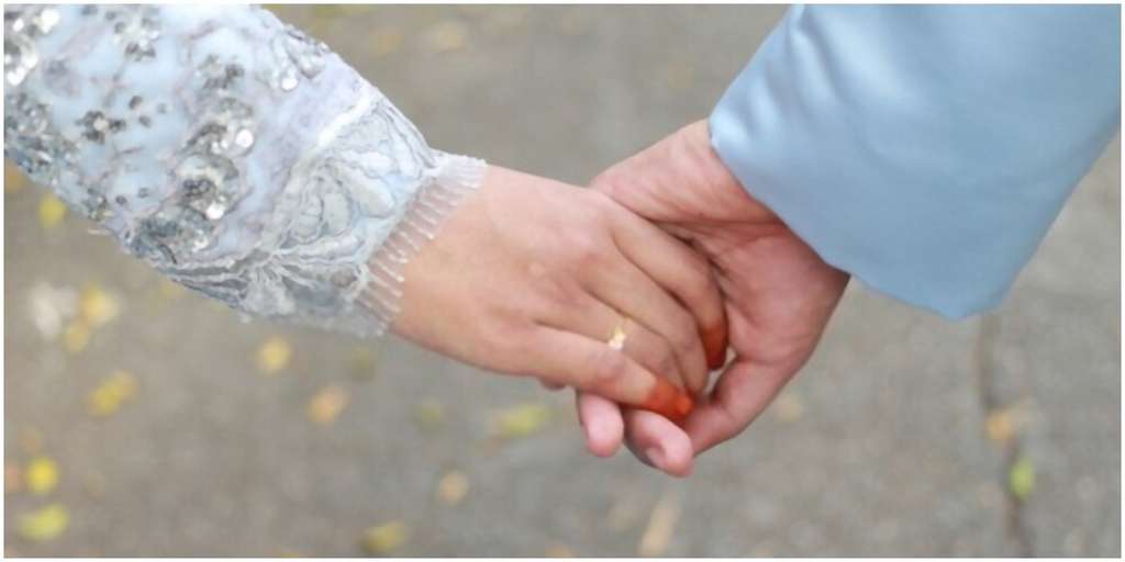 Bagaimana Konsekuensinya Menikahi Perempuan Yang Masih Dalam Masa Iddah