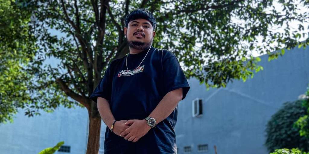 5 Potret Rigen Rakelna dan Kembaran KW, Tak Cuma Wajah Semuanya Plek ...