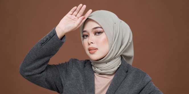 Salah Pakai Produk Alis dan Blush, Cari Tahu Trik Merapikannya | Dream ...