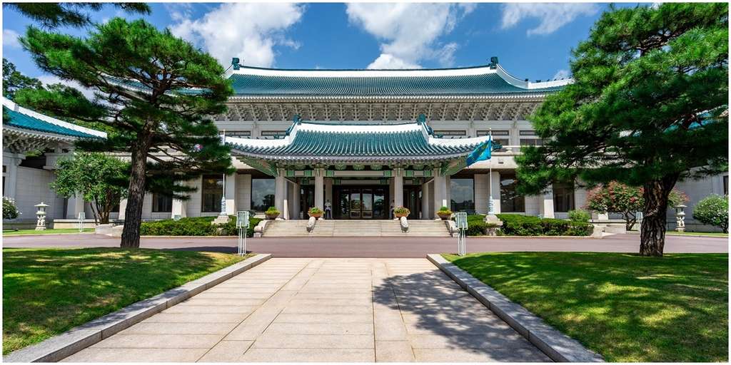 10 Potret Rumah Presiden Korea Selatan yang Disebut Blue House, Baru ...