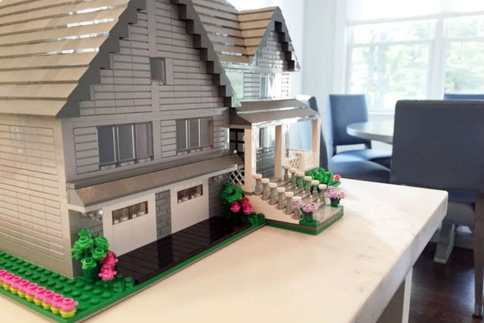 Rumah Kesayangan Kini Bisa Dibuat Versi Lego, Seru! | Dream.co.id