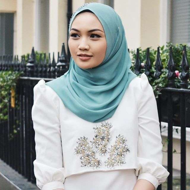 Bash Harry: Riasan Cepat Tanpa Foundation, Tetap Cantik Kok | Dream.co.id