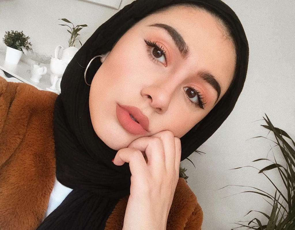 Inspirasi Makeup Fresh Beauty Vlogger Hijab Untuk Ramadan | Dream.co.id
