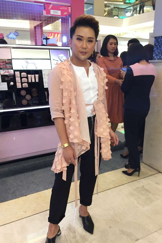 Intip Gaya Alpha Makeup di Dream Day 2019 | Dream.co.id