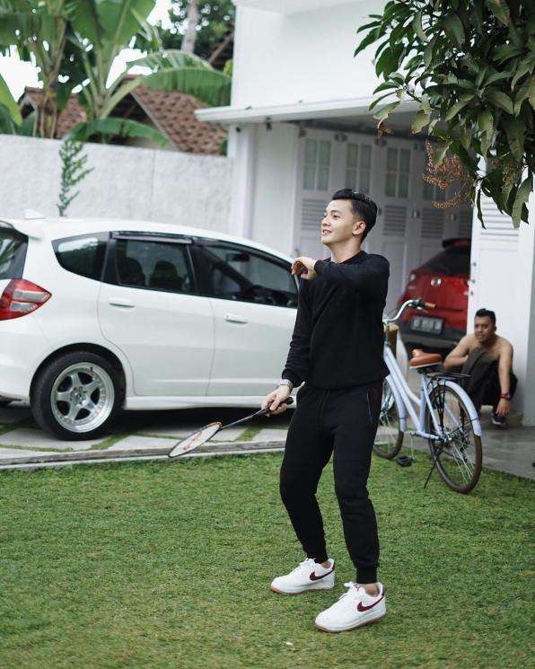 Potret Rumah Mewah Nella Kharisma dan Dory Harsa | Dream.co.id