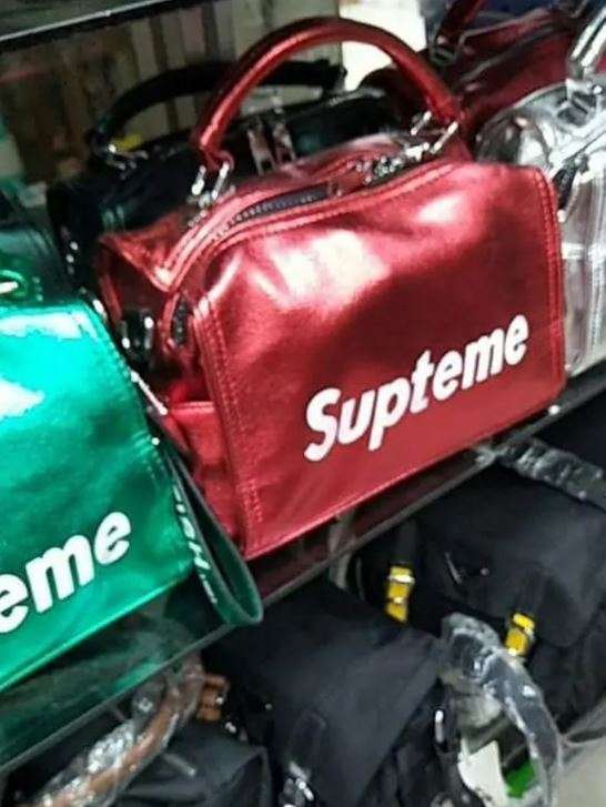 7 Tulisan Lucu Tas Branded KW, Bikin Gagal Fokus | Dream.co.id
