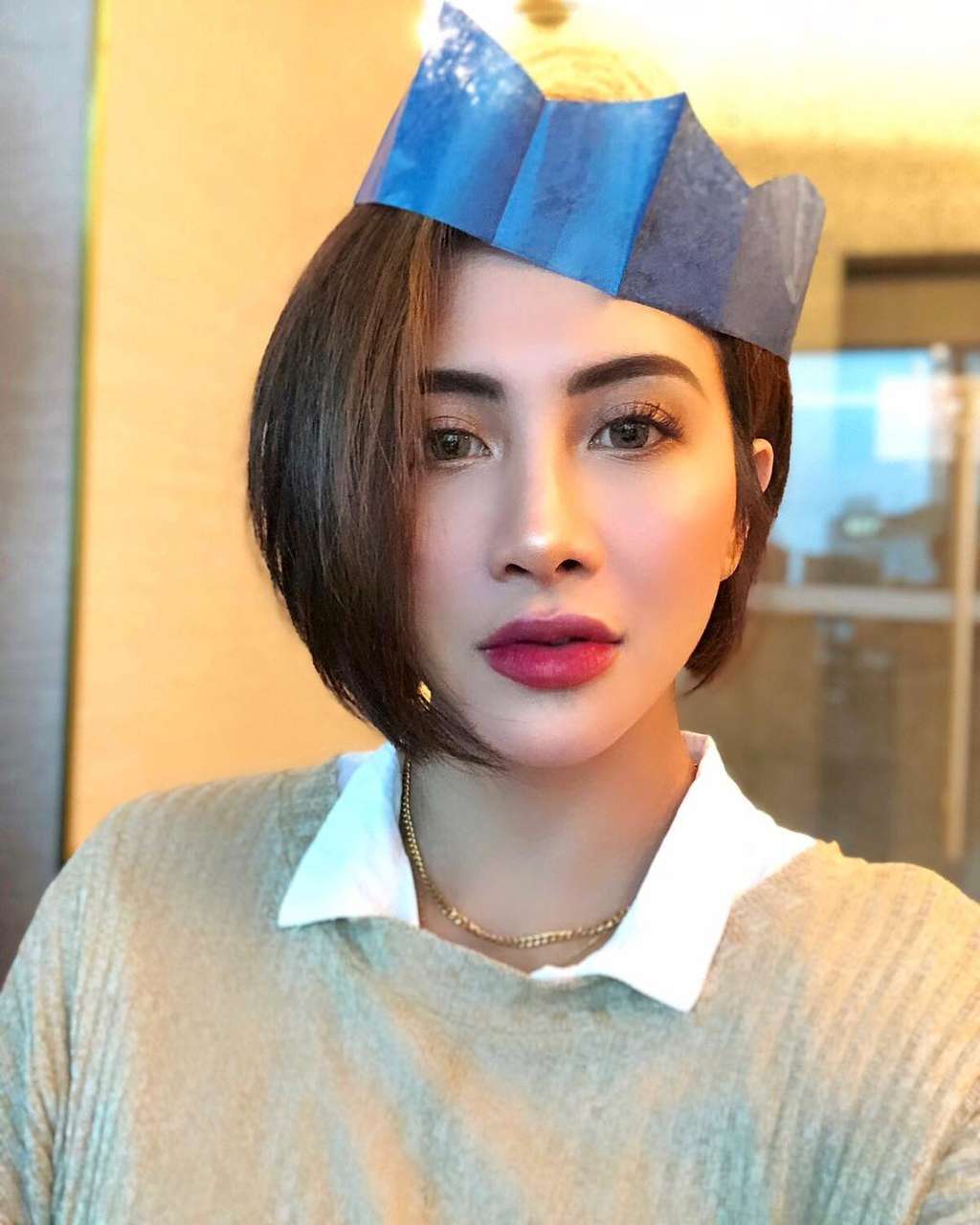 7 Potret Mantan Pramugari Private Jet Kelly Divsha, Pilih Resign Demi ...