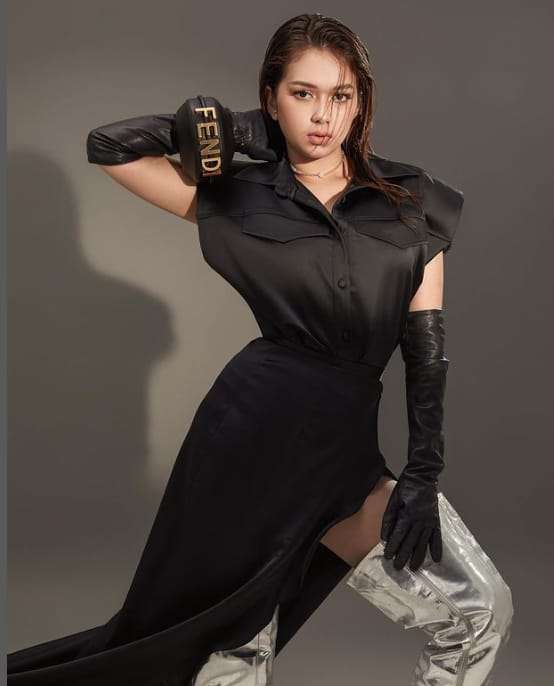 Sedang Viral di Twitter, Ini Transformasi Rebecca Klopper dari Artis ...