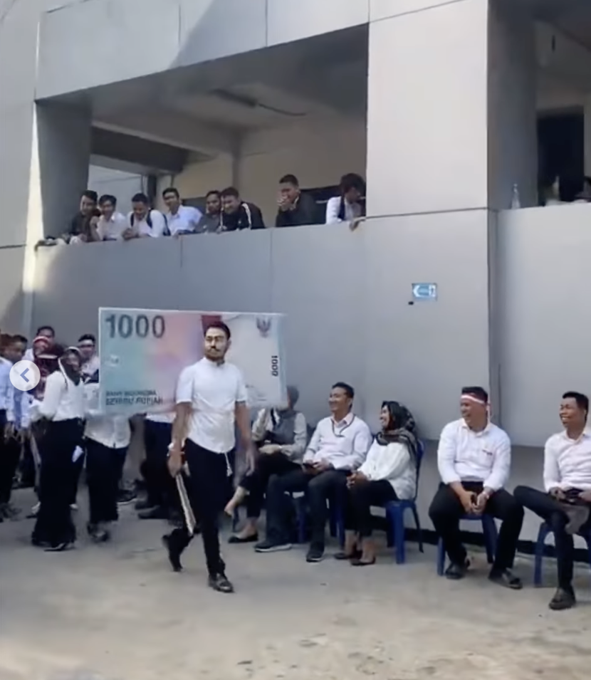 Mirip Banget! Peserta Cosplay HUT Kemerdekaan Ini jadi Kapitan ...